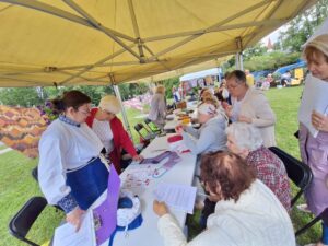 Smiltenē pirmo reizi rīko adīšanas festivālu - Staburags.lv